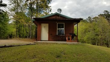Lodge & Cabins – Backwoods Lodge & Cabins
