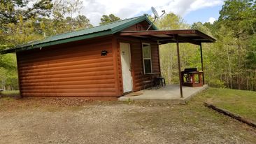 Lodge & Cabins – Backwoods Lodge & Cabins